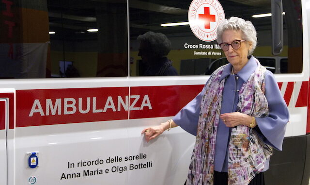 Varese, l’ex vicesindaco Bottelli dona due ambulanze alla Cri. In ...