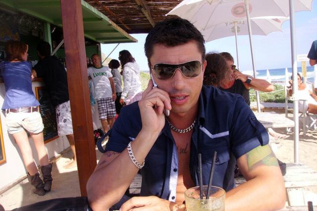 Pedone investito e ucciso da bus Atm a Milano: attraversava sulle ...