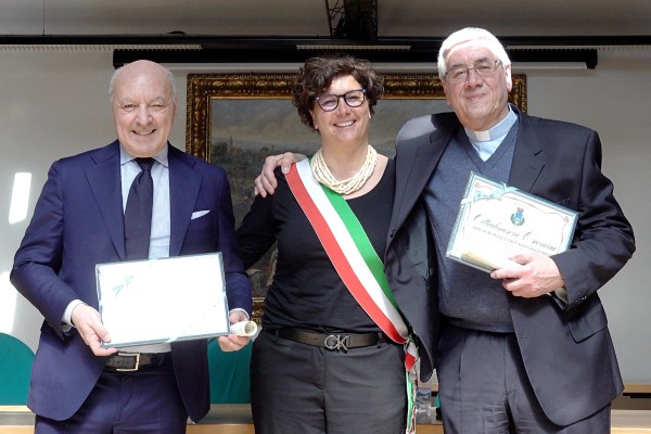 Cantello ha due nuovi cittadini onorari: Beppe Marotta e don Franco ...