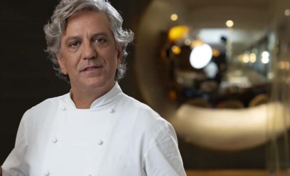 Lo chef Locatelli è la star di Vergiate. Il sindaco gli consegna le ...