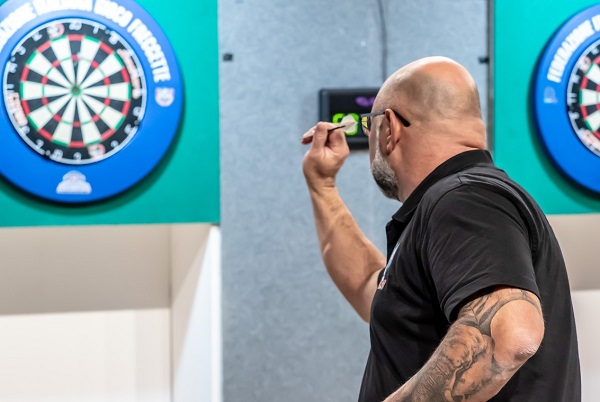 Albizzate fa centro: sfida fra talenti per la 23esima Coppa Italia di freccette MALPENSA24