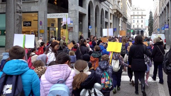 A Varese 1200 bambini in marcia per il diritto ad esprimere la propria ...